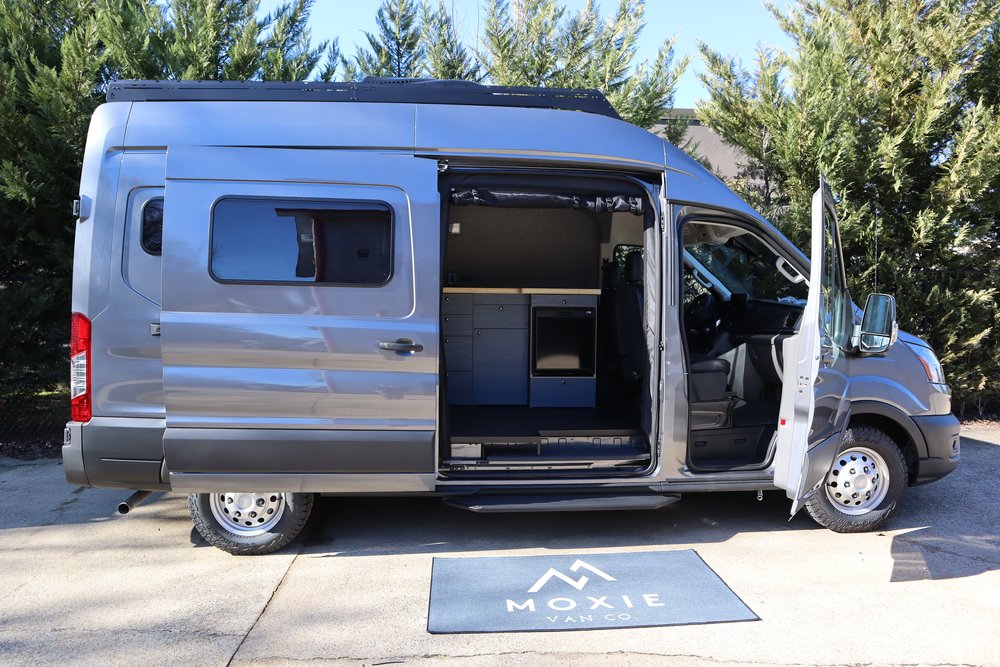2022 Ford Transit Custom Build – Moxie Van Co
